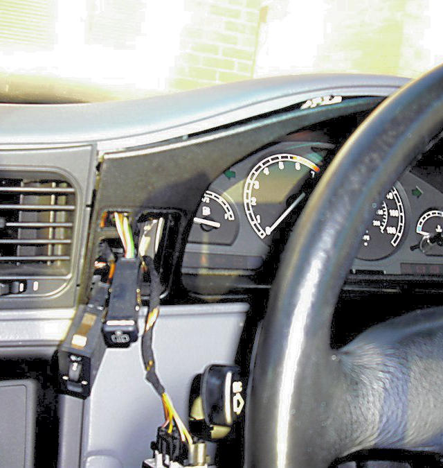 BMW E31 fitting Becker Indianapolis