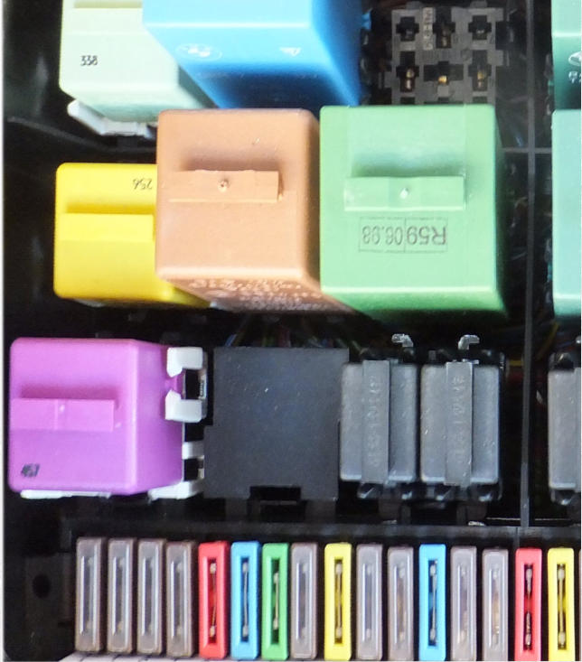 Timms BMW E31 Fuse Finder