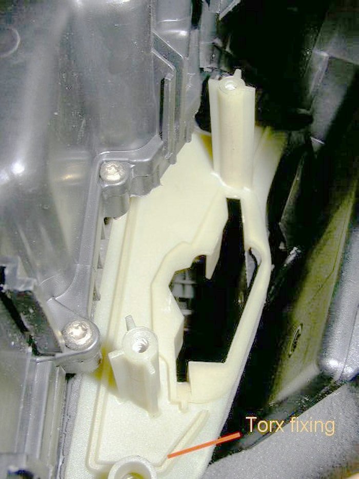 BMW E32 7-Series Microfilter Replacement